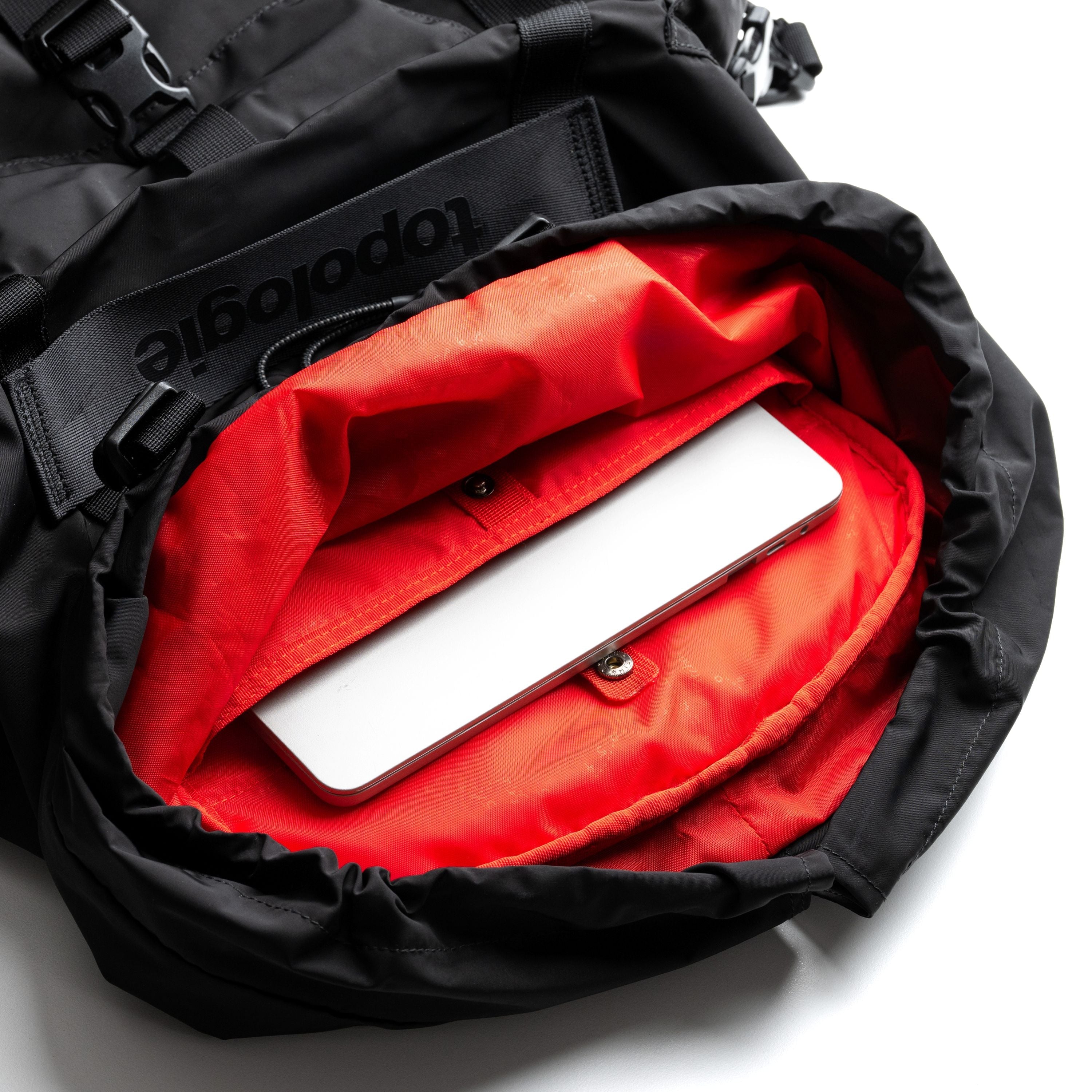 Parachute Backpack – Topologie INTL