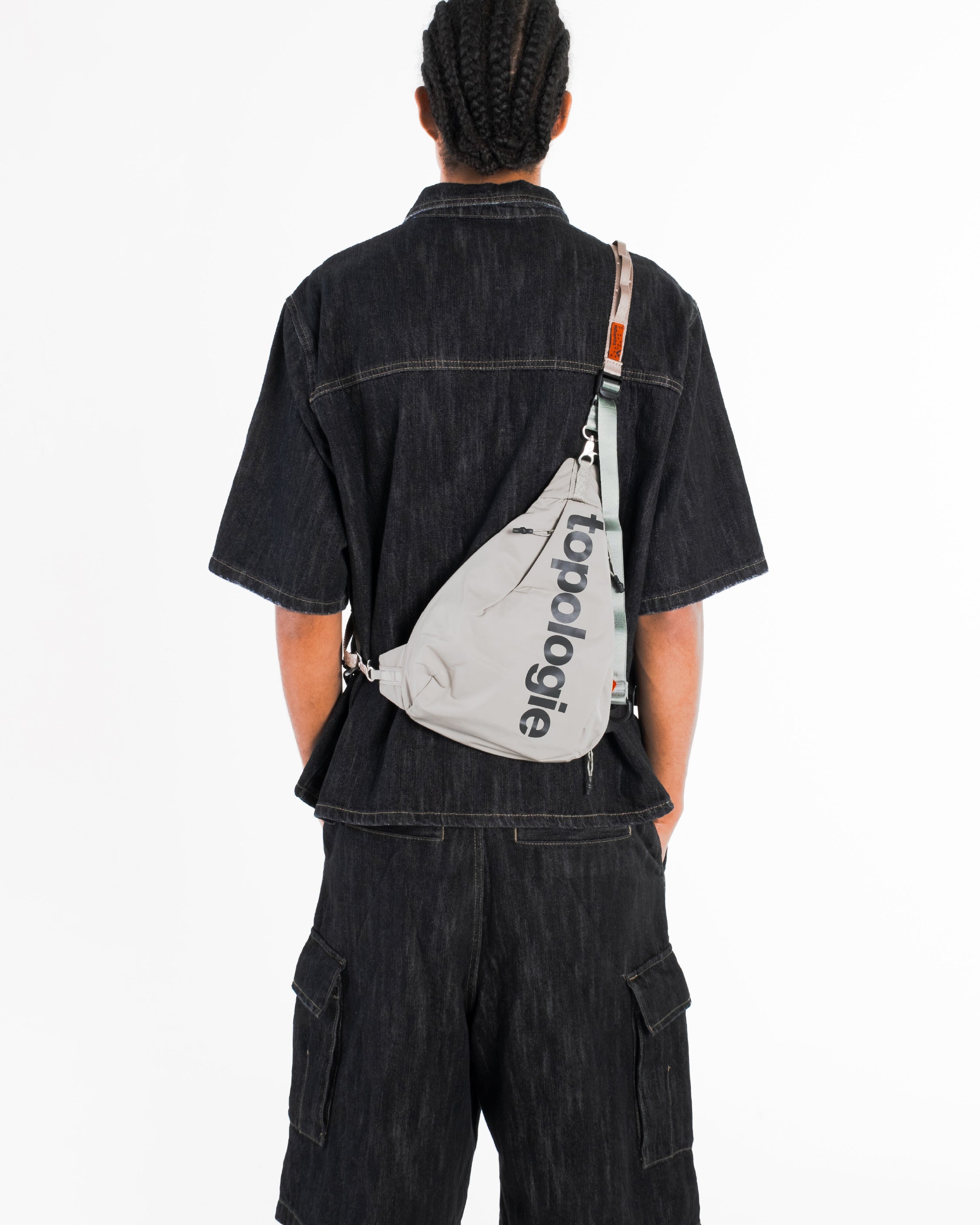 Sling Messenger Small / Moss / Utility Sling / Navy – Topologie INTL